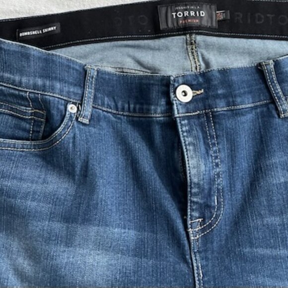 torrid | Jeans | Torrid Bombshell Skinny Jeans Size 22 Straight Legs ...